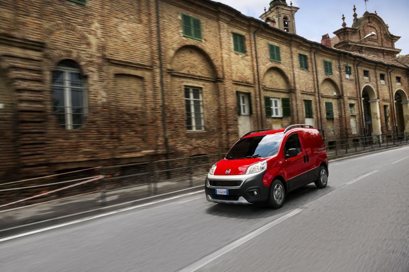 Fiat Fiorino (facelift 2016) 1.3 16V MultiJet2 (80 Hp) Ecojet S&S Automatic